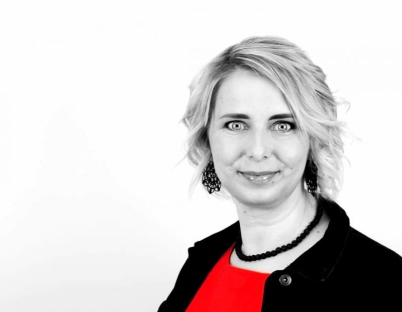 9. Februar 2022 * 21.04 Uhr * Im Glashaus mit Charlotte Kroll * Gast ...